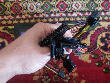 Блок питания на 550W