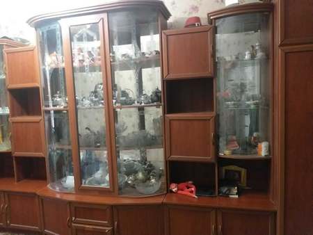 Стенка сотилади арзон
