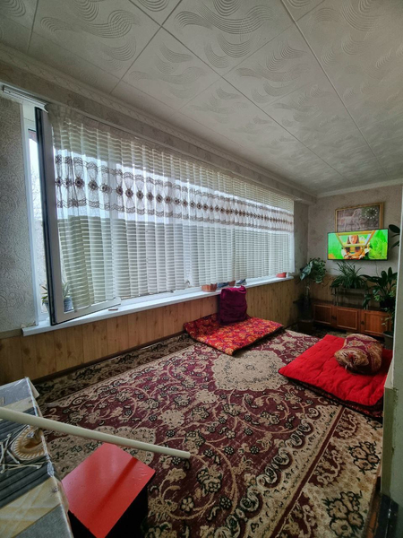 4-х комнатная Квартира в квартале 3/2 . Заходи и живи!