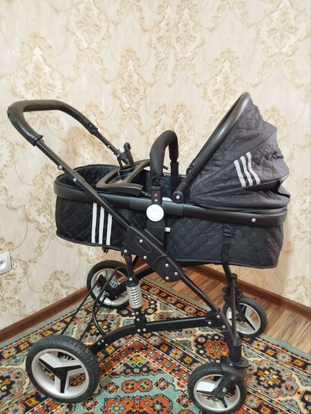 Продаю десткую коляску