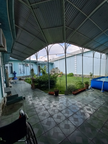Taxtapul 1-Liniya 4.9-Sot Fasad:15-m Manzil:Usta Olim Masjidi