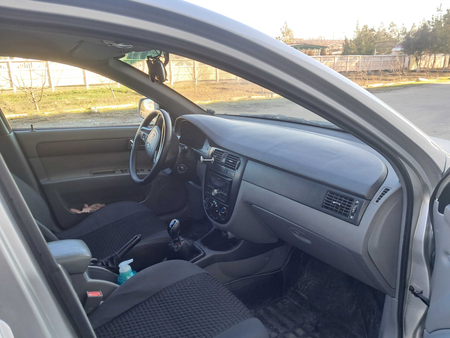 Gm Lacetti 2015 kelishiladi