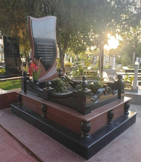 yodgorlik tosh. Памятники