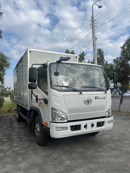 FAW TIGER V Автофургон Промтоварный (7тонн, 21,6куб)