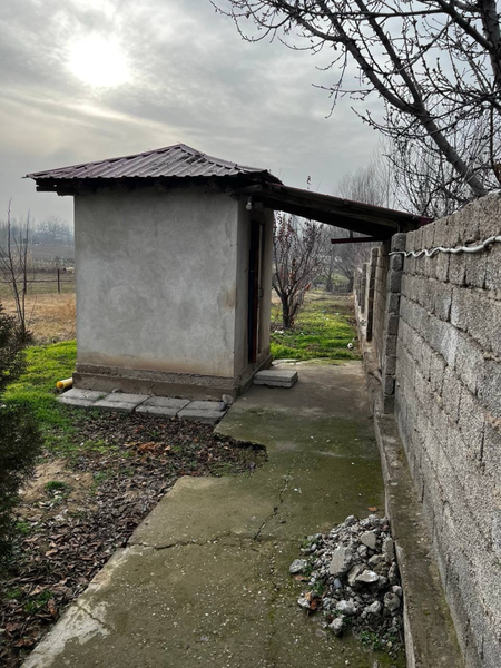 uy sotiladi Toshkent po’stidan 29 km