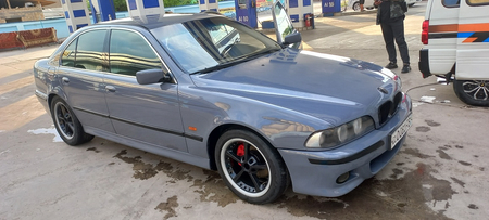 Продается BMW e39 3.0