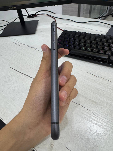 Iphone 11 64GB LL/A