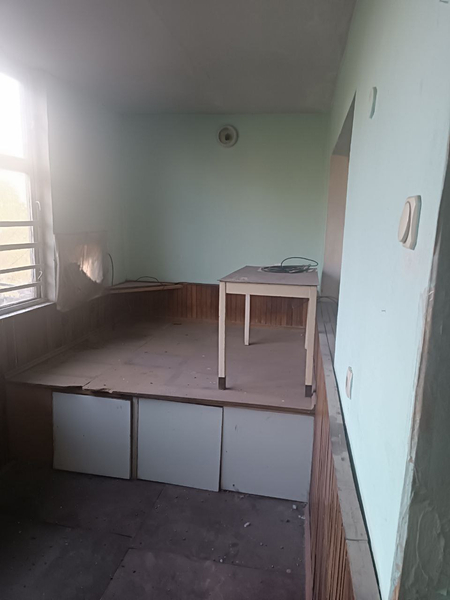 Срочно продам квартиру в городе Нурафшане ПШК 3 комная есть варианты