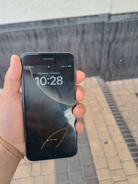 iPhone 8 plus 64 gb black full