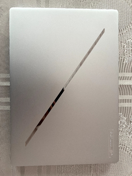 ASUS ROG Zephyrus G16 OLED