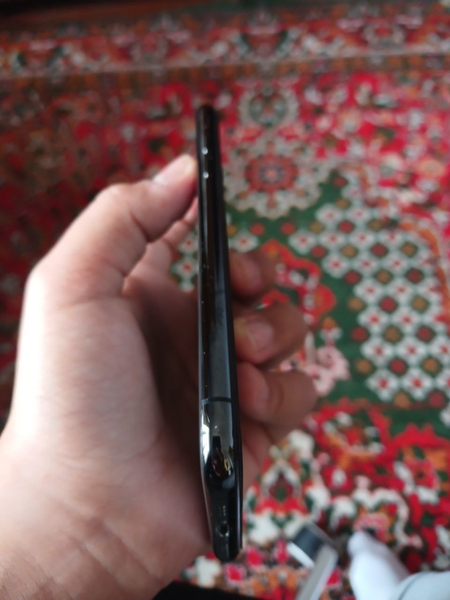 Продается iPhone XS