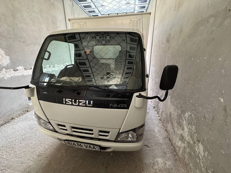 Isuzu kamaz 2.5 t