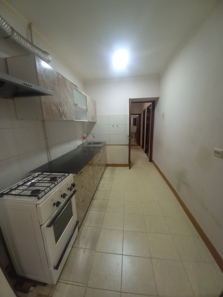 продаётся 2х ком квартира в чирчике 1 этаж дом кирпичный 8мкн