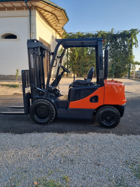 Автопогрузчик (kara,auto kara, кара) DOOSAN FD-30  ,дизель
