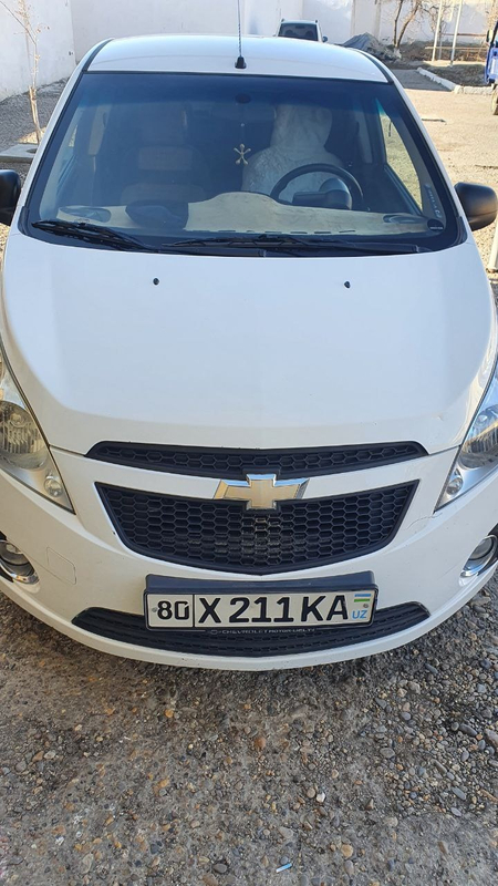 SPARK  SOTILADI ARZON 8000$ oladiganla te qilingla