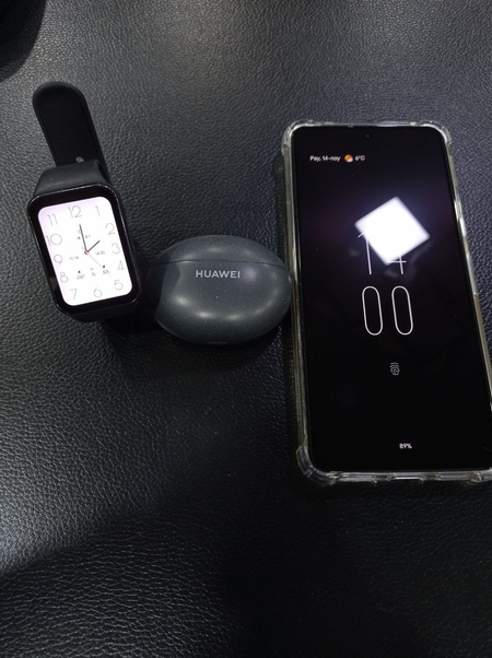 Google Pixel 8 Pro 12/128 MI Band 8 Pro Huawei buds 5i