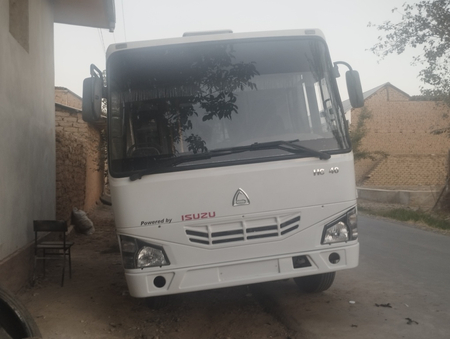 Isuzi  avtobus 2019