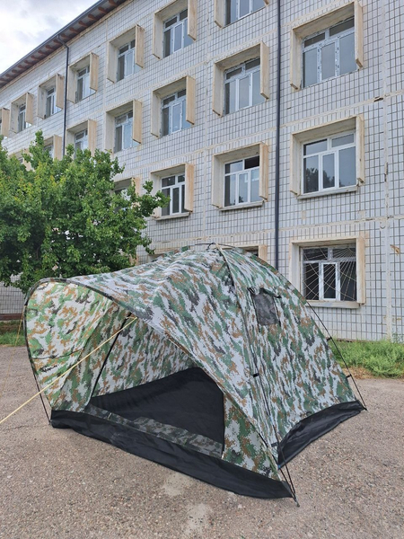 Палатка в отличном состоянии