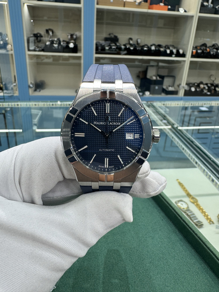 Ulysse Nardin Executive Dual Time
