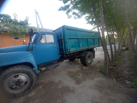 Gaz 53 xolati tiniq yurib turgan mowina aybi yoq