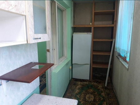 Продаётся квартира  Юнусабад-4  2/4/4