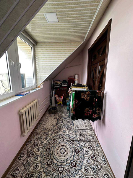 Tezda 1 xonali uy ijaraga beriladi manzil sharq bozorcha