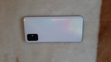 Продам SAMSUNG A51 смартфон