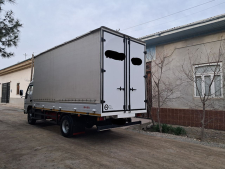 Isuzu NQR71 gaz.