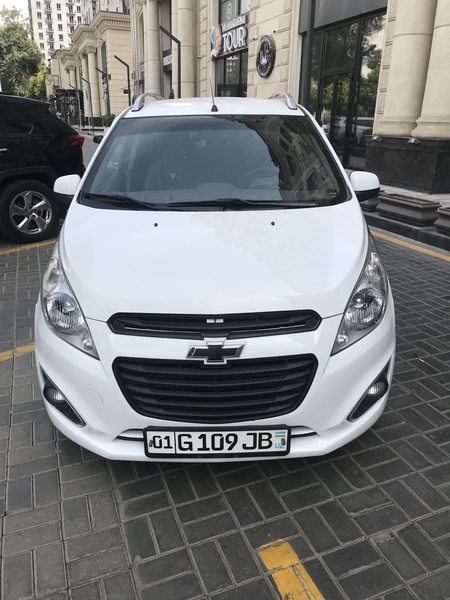 Chevrolet Spark AT 2020