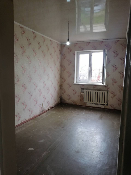 Продается квартира Чиланзар, Кизиробод, 2/2/9