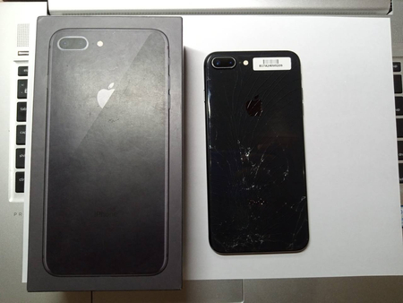 iPhone 8+ 64GB 73% srochnaga sotiladi
