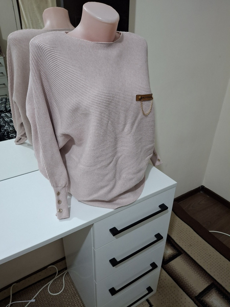 Зимние кофточки 46 го размера.