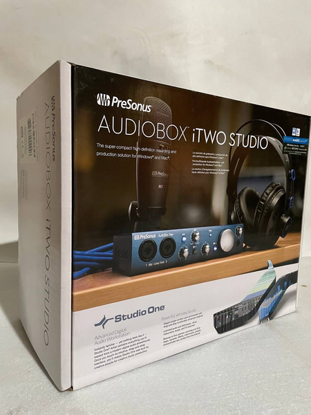Комплект для звукозаписи PreSonus AudioBox iTwo Studio