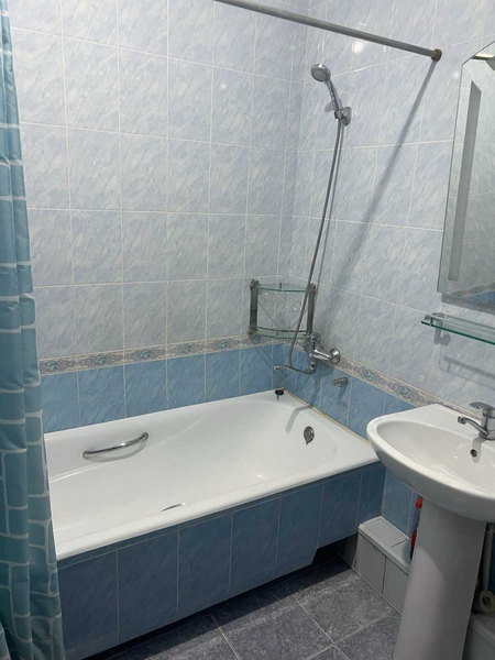 Продаётся своя 3х комнатная квартира. Сергели 5