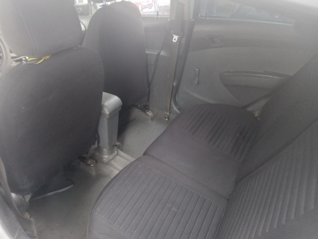 Suxoy arenda spark 2011y 1-pazitsa zalok 300$ kunlik 160.000 somdan.