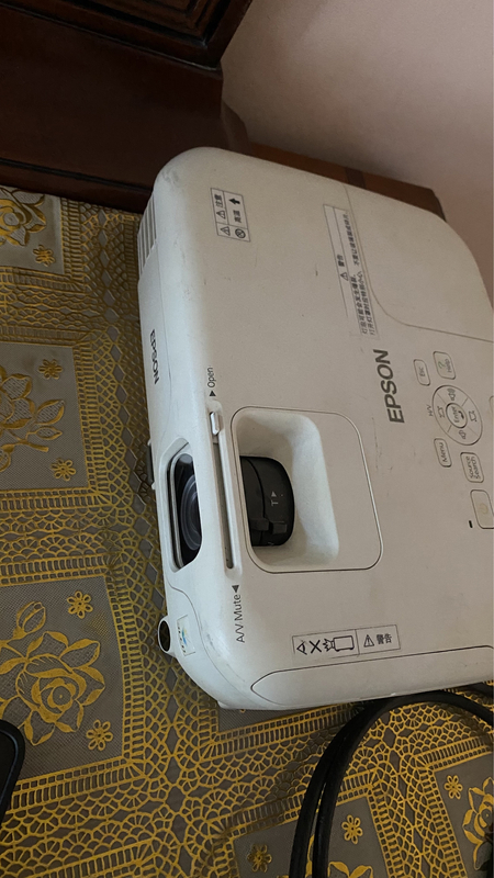Продается проектор Epson