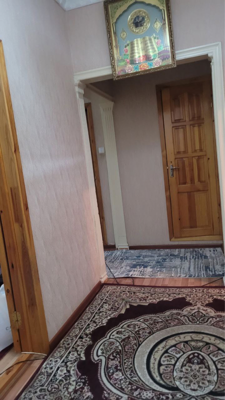 Dom sotiladi Yunusobod 19kv 5etajkali dom 5 etaji