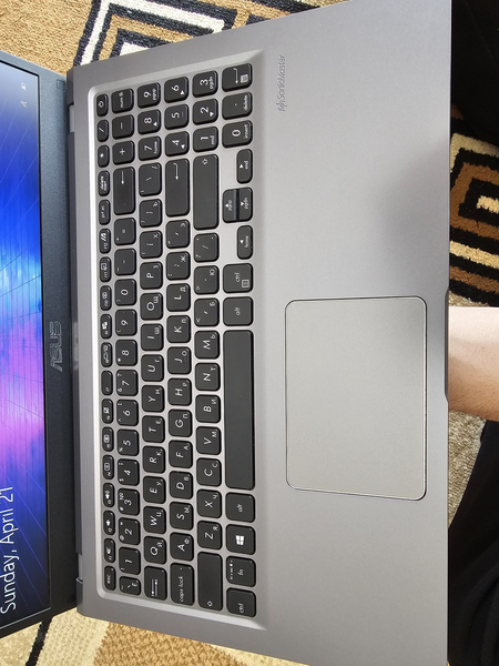 ASUS 1TB/8gb     .