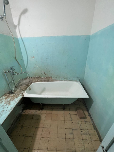 5 xonali kvartira ijaraga beriladi faqat oilaga Qoratoshda