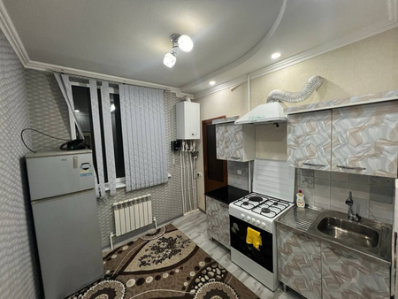 Продаю 2 х ком квартира на 3 этаже новостройка, Фрунзе