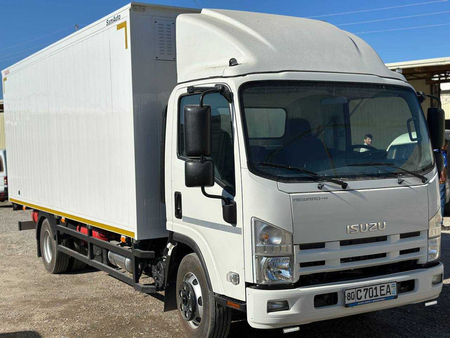 iSUZU автомобиль сотилади