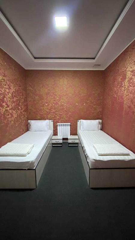 hostel juda pas narxlarda