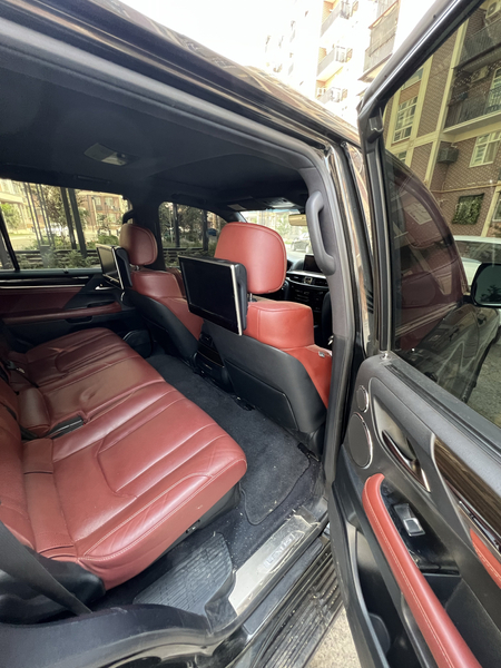 Продается Lexus lx570