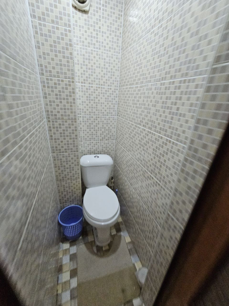 4 xonali kvartira sotiladi