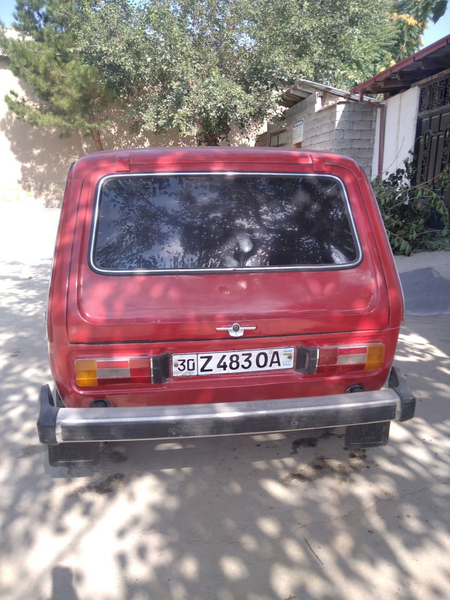 Niva sotiladi  tayyor moshincha
