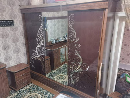 Spalniy mebel sotiladi