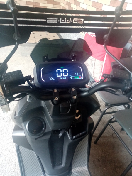 Suzuki moto sukuter sotiladi HOLATI TINiq srochni