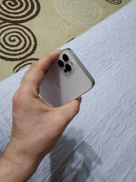 Apple iPhone 12 Pro White Продам или обмен