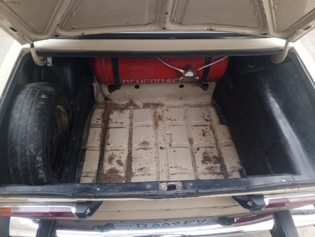Vaz 2106 Sotiladi