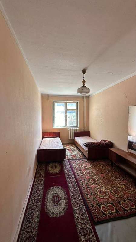 Продается 2 ком. Квартира площадью 48 кв.м. В Микрорайоне ор. Базар